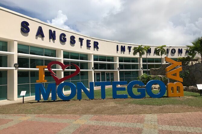 Montego Bay Jamaica Airport/ Port Transfers to Montego Bay Hotels - Who Is This Transfer Best For?