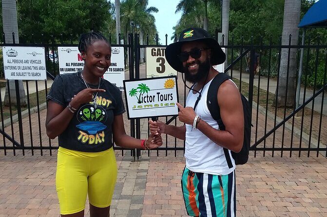 Montego Bay Jamaica MBJ Airport Transfer to Hotels in Montego Bay - Reviews in Action: What Travelers Say about Victor
