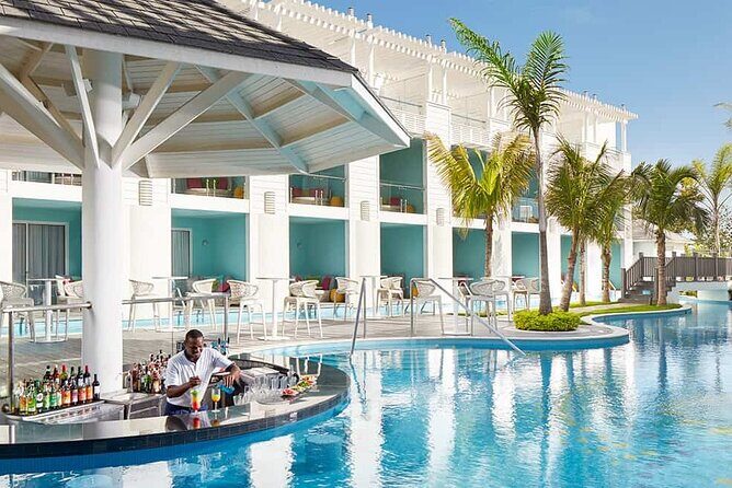 Montego Bay Jamaica Sangster Airport Transfer to hotels in Negril - What to Expect on Your Journey