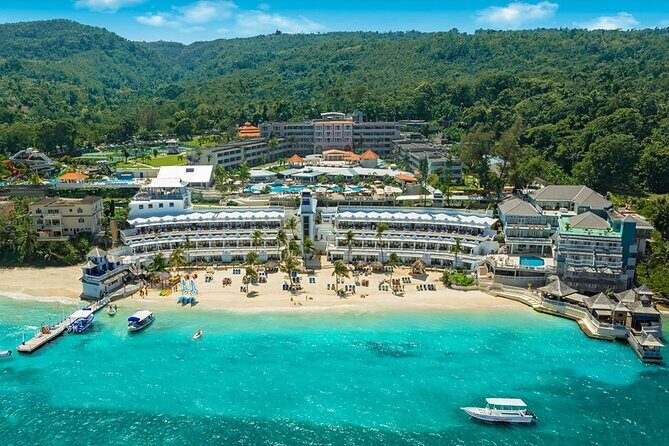 Montego Bay Jamaica Sangster Airport Transfer to Ocho Rios Hotels - Key Points
