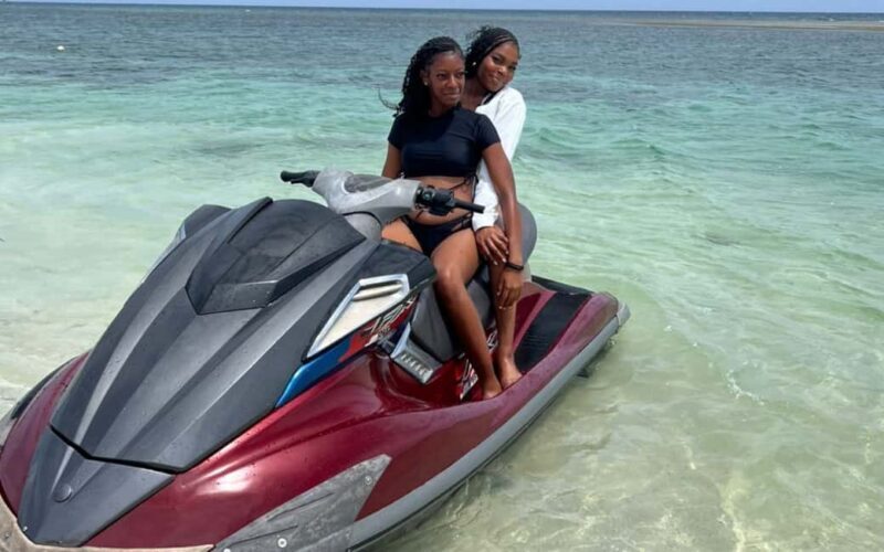 Montego Bay: Jet Ski Experience with Souvenir Shopping - Who Is This Tour Best For?