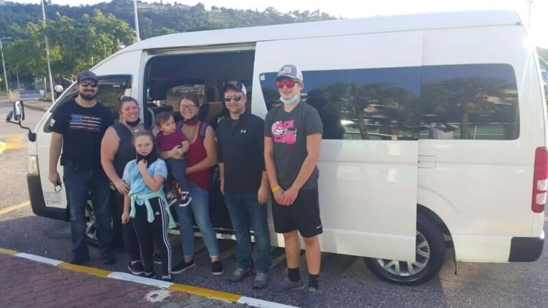 Montego Bay: Oceanfront Horseback Ride at Braco Stables - Key Points