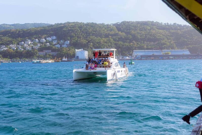 Montego Bay: Poko Loko Floating Bar Sunset Experience - What Is the Poko Loko Floating Bar Sunset Experience?