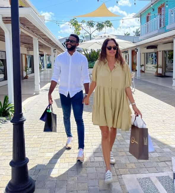 Montego Bay: Shopping and Snack Sampling Tour - Key Points