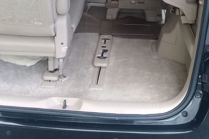 Montego Bay VIP airport transfer to Ocho Rios - Pricing and Value