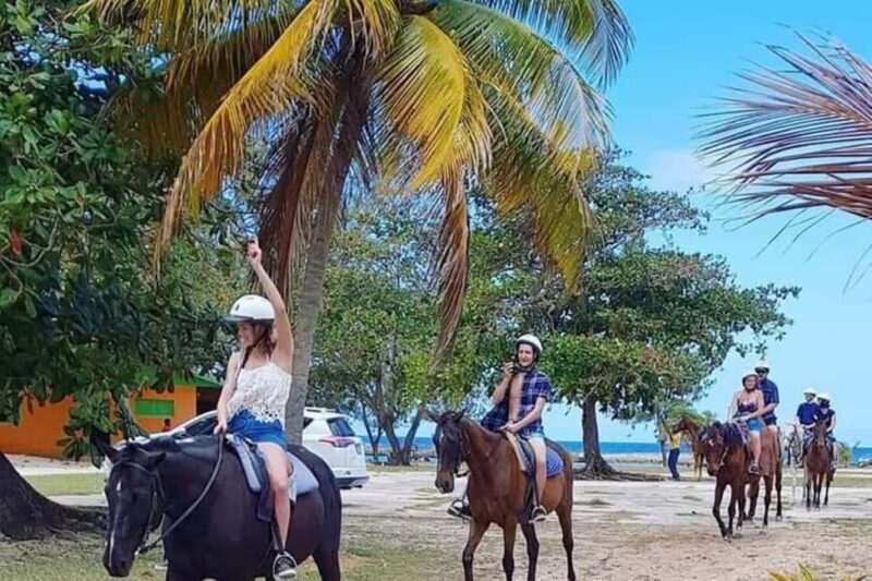 Montego Bay:Horseback Riding and Tubing Trip in Rio Bueno - Exploring the Rio Bueno Horseback and Tubing Tour