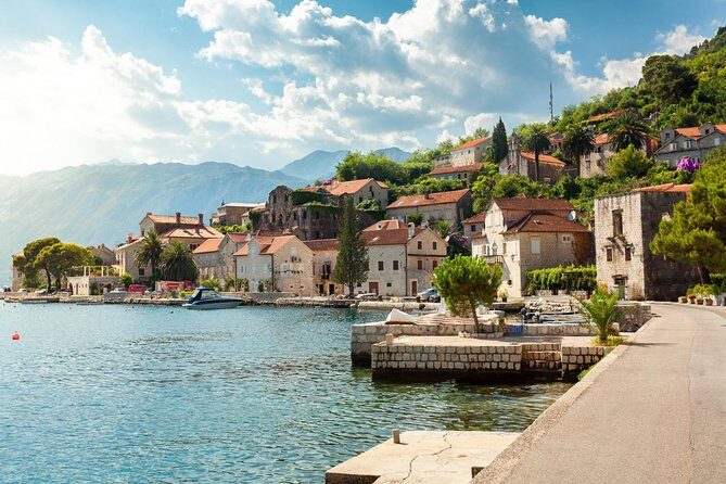 Montenegro Private Tour from Dubrovnik: Kotor & Perast - Discover the Charm of Montenegro with a Private Day Trip from Dubrovnik