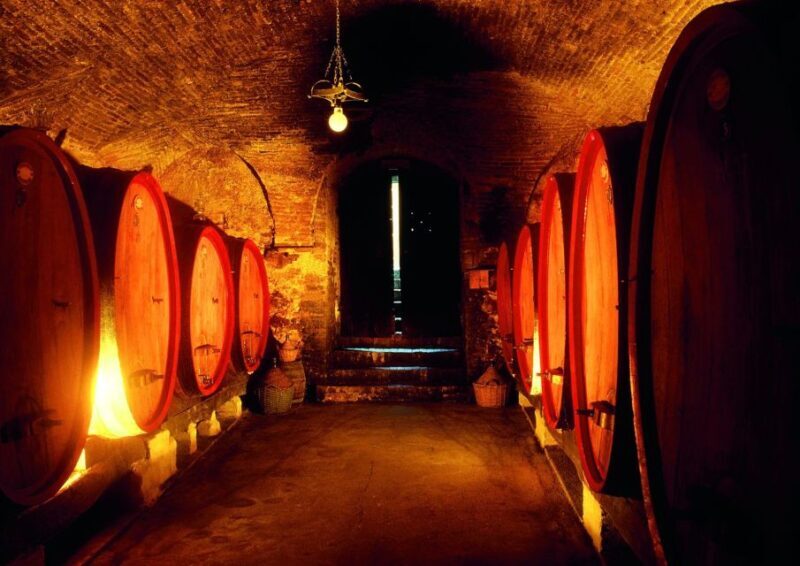 Montepulciano: Guided Walking Tour and Food Tasting - Exploring Montepulciano on Foot: An Authentic Stroll