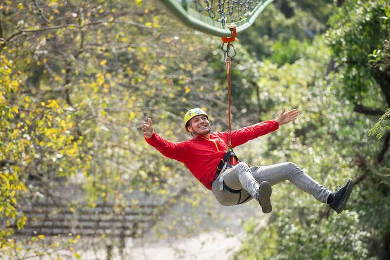 Monterrey,NL: IBO Roller Zip in Cola de Caballo - Key Points