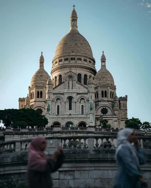 Montmartre in 1h30 - Highlights Guided Walking Tour - Key Points