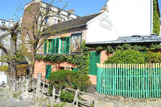 Montmartre & Sacré Coeur Private Historical 2-Hour Walking Tour in Paris - Practical Tips for Visitors