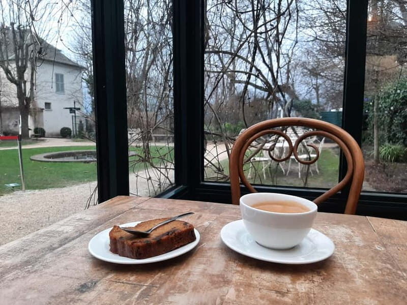 Montmartre Secret Gardens & French Goûter Private Tour - Discover Montmartre’s Hidden Charm with the Secret Gardens & French Goûter Private Tour