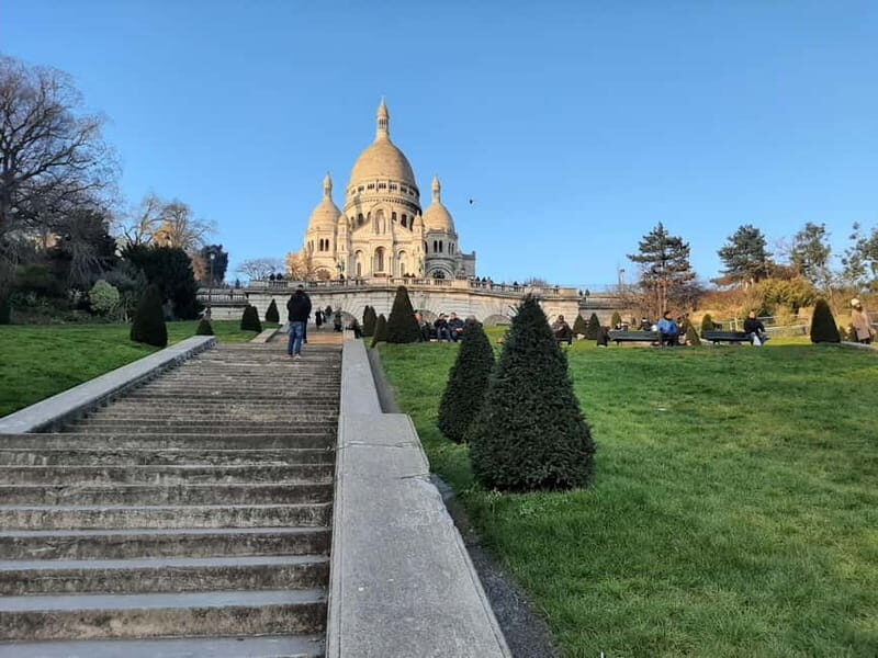 Montmartre Secret Gardens & French Goûter Private Tour - Deep Dive into the Tour Itinerary