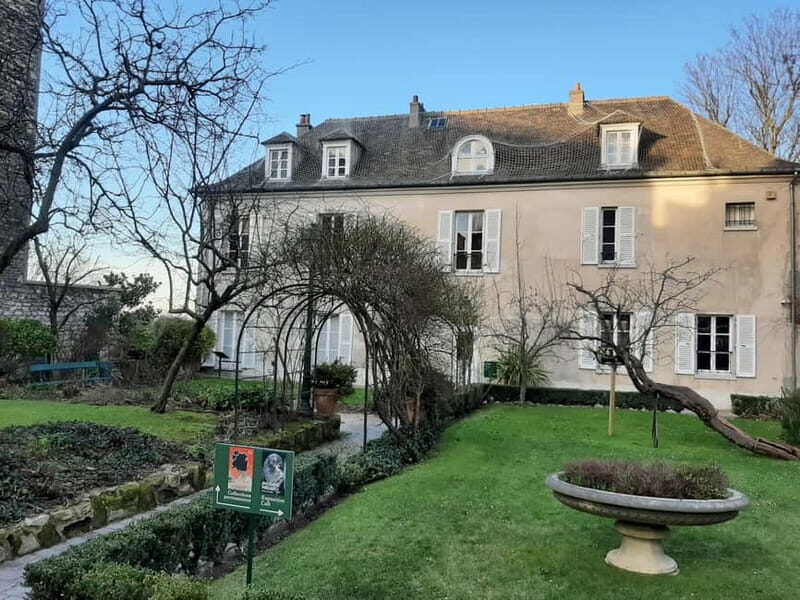 Montmartre Secret Gardens & French Goûter (snack) - Discovering Montmartre’s Hidden Gems