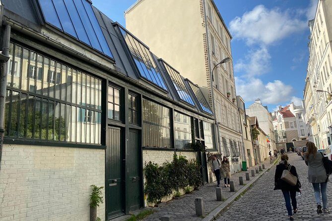 Montmartre Semi Private Walking Tour MAX 6 PEOPLE Guaranteed - Exploring Montmartre With a Focus on Authenticity and Value