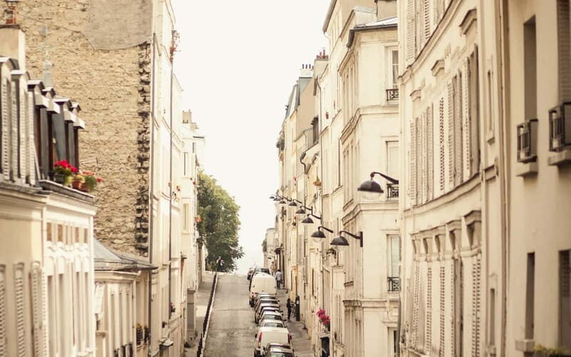 Montmartre : Small Group Guided Walking Tour - Frequently Asked Questions