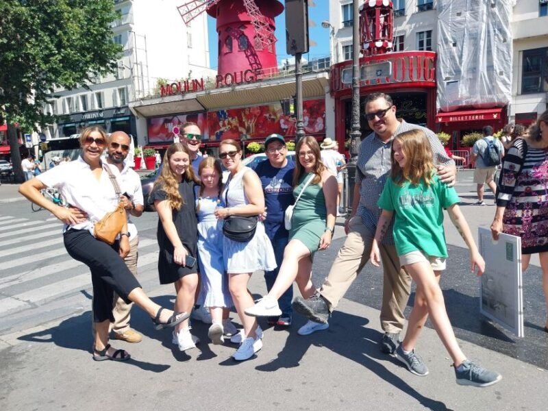 Montmatre Walking Tour: the essential highlights+ - Key Points