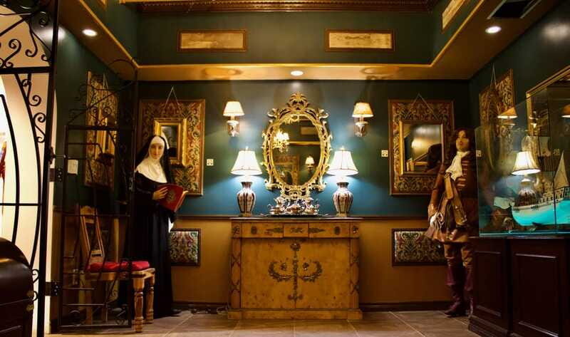 Montreal: Art Center and Museum Audio Guided Tour - The Physical Reality: What to Expect