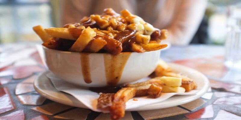 Montreal: Best of Montreal Food Walking Tour with Tastings - Introduction: A Flavorful Introduction to Montreal
