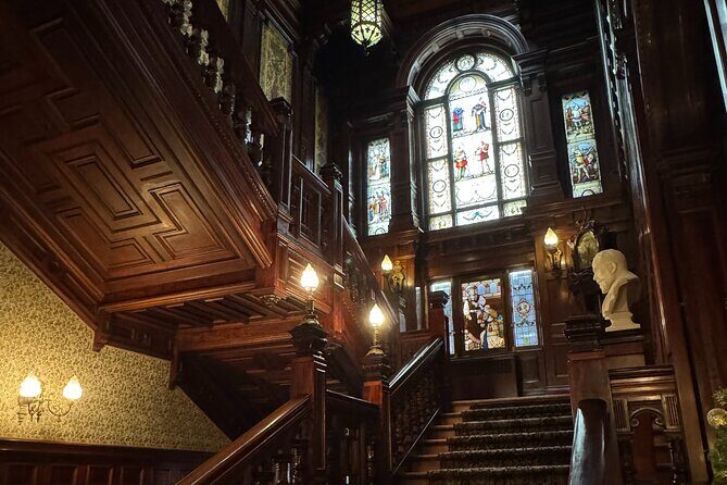 Montreal by Car: Private Full-Day Montreal City Tour - Artistic Vibes and Ecological Wonders