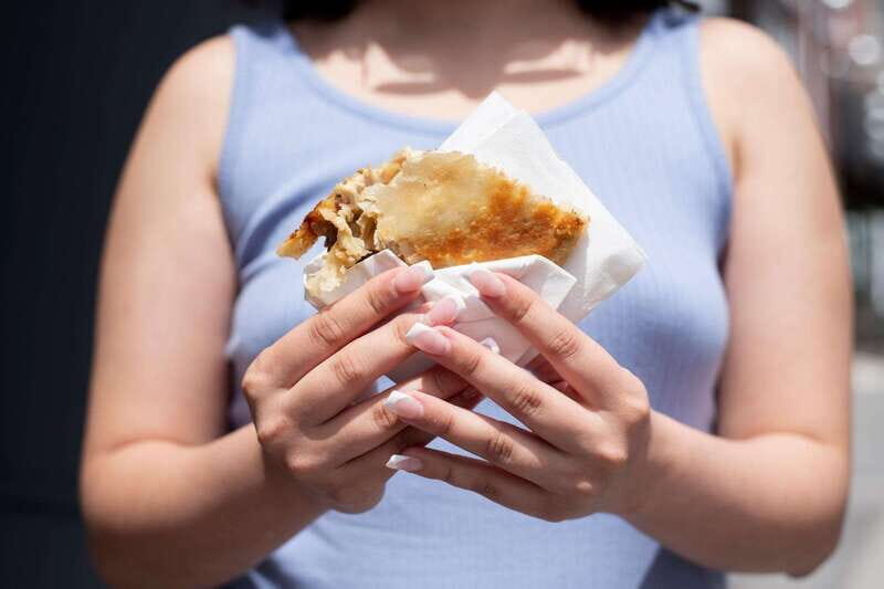 Montreal: Mile-End Foodie Walking Tour with 6 Tastings - Authenticity and What Travelers Say