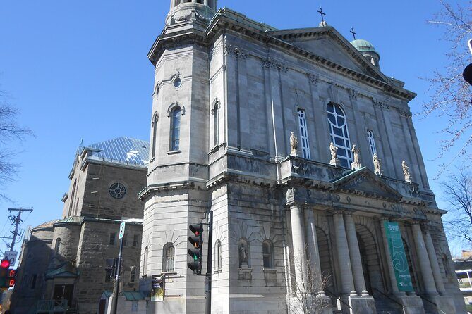 Montreal self-guided walking tour and scavenger hunt - FAQ