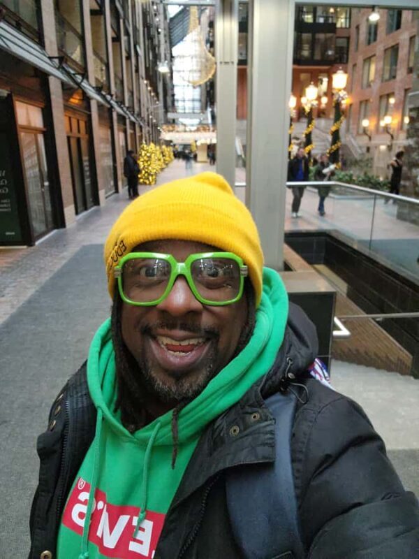 Montreal: Underground City visit with local touring Comedian - An Inside Look at the Montreal Underground City Tour