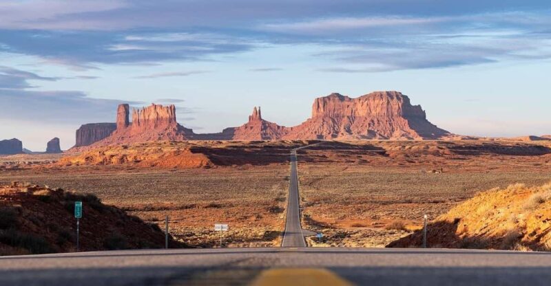 Monument Valley: Cultural Tour with Dinner and Entertainment - Navigating the Costs and Value