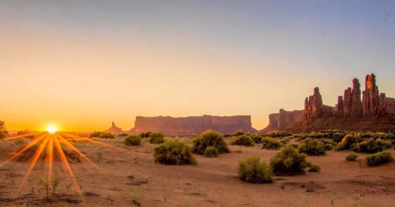 Monument Valley: Sunrise or Sunset Tour with Navajo Guide - An In-Depth Look at the Monument Valley Sunrise or Sunset Tour