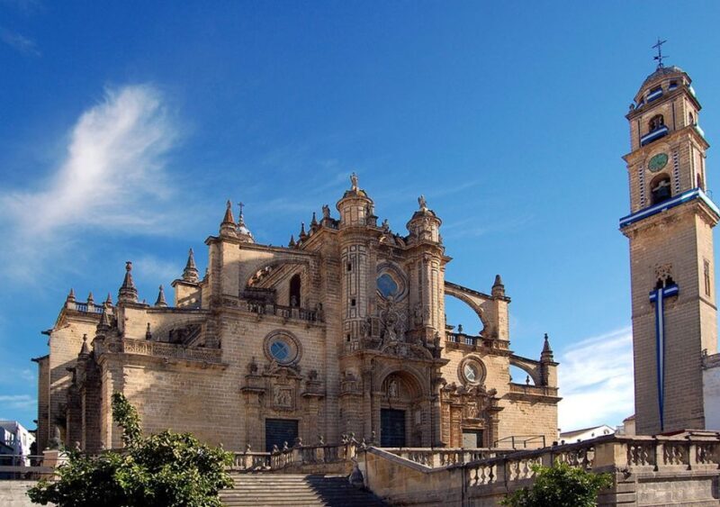 Monumental Jerez Guided Tour - Exploring the Heart of Jerez: What You Can Expect
