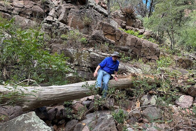 Moon Canyon Off-Road and Hiking Adventure from Chrysotile - FAQ