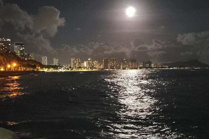 Moonlight Dinner Cruise in Honolulu - Honolulu Moonlight Dinner Cruise: A Practical Review