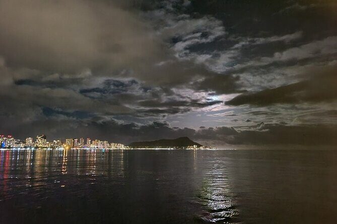Moonlight Dinner Cruise in Honolulu - The Practicalities: Timing, Booking, and Other Considerations