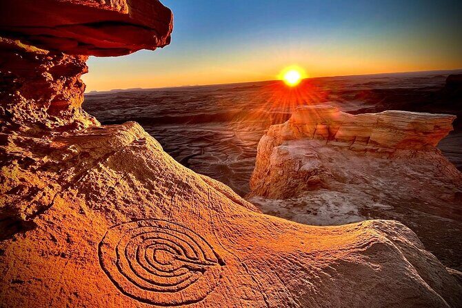 Moonscape Overlook Factory Butte and Bentonite Hills - A Closer Look at the Tour Experience