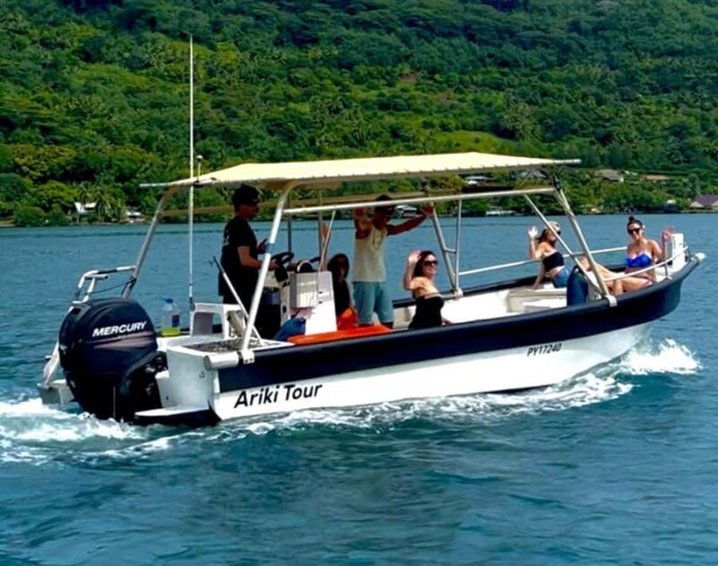 MOOREA 6H PRIVATE BOAT TOURS SNORKELING & LUNCH - Discovering Moorea’s Marine Wonders with a Private Boat Tour