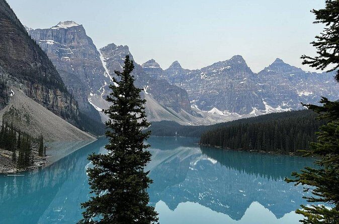 Moraine Lake and Lake Louise Day Tour - Transportation and Comfort
