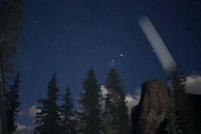 Moraine Lake, Lake Louise, and Lake Minnewanka Banff sunset Tour - FAQ