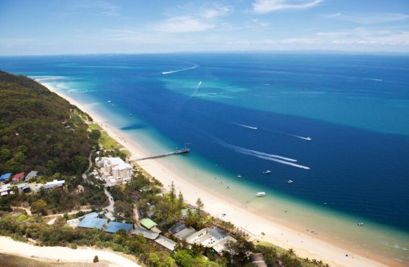 Moreton Island: Desert Safari Tour & Dolphin Viewing - Exploring Moreton Island: The Itinerary Breakdown