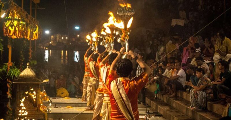 Morning Aarti with Boat Ride & Rooftop Breakfast - An Immersive Start to the Day in Varanasi