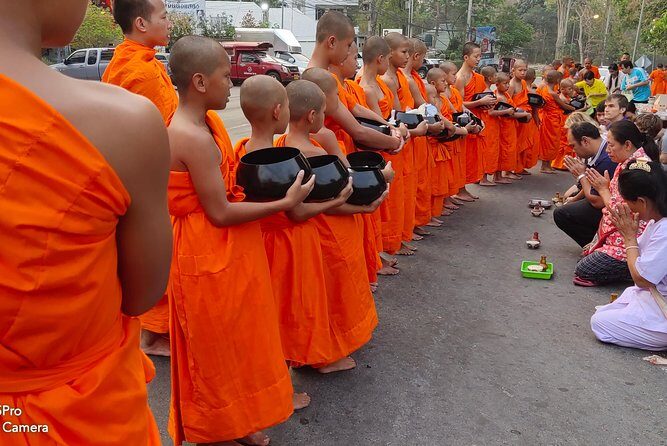 Morning Alms to monks, Doi Suthep temple, Hidden temple & Chiang Mai city views. - Summary of the Experiences Best Points