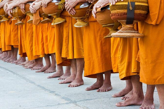 Morning Buddhist Almsgiving, Grand Palace and Flower Market Tour in Bangkok - Key Points