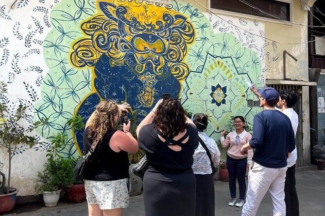 Morning Market and Street Art Tour, Including Breakfast and all Transport - An In-Depth Look at the Tour Experience