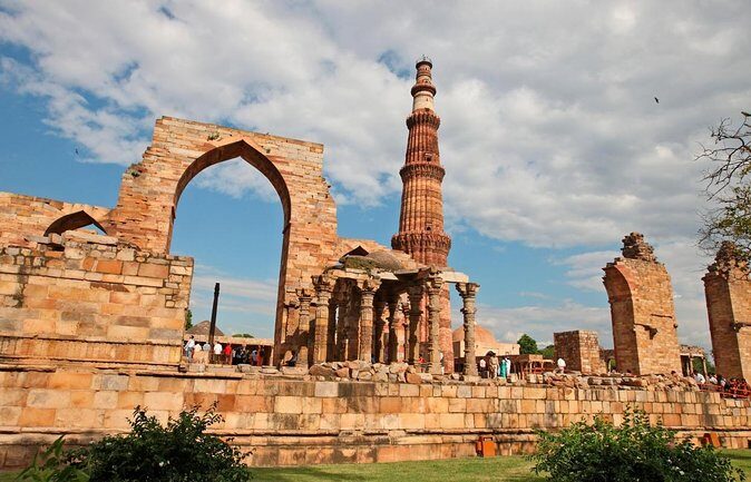Morning Tour Of Chhatarpur Temples And Qutub Minar In Delhi With Tuk-Tuk Ride - Introduction