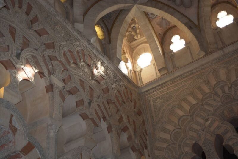 Mosque-Cathedral Small Group Guided Tour - Who Should Take This Tour?