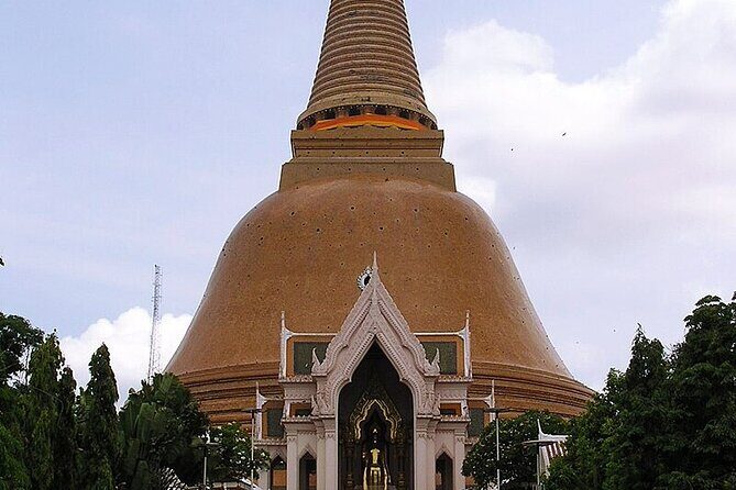 Most Selected Cheeky Cafes for IG Guided Tour from Bangkok - Analyzing the Value