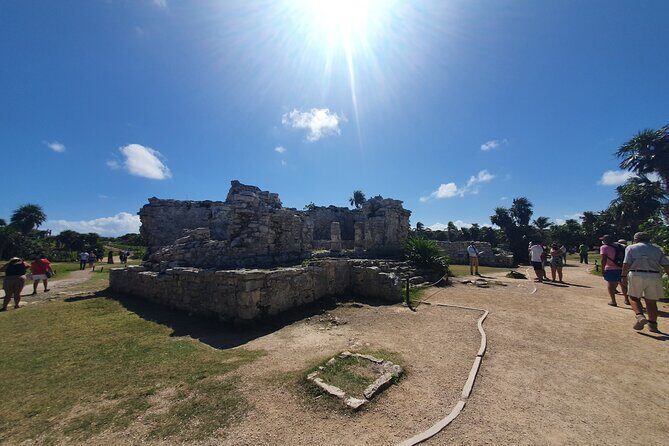 Mother Nature, Tulum and beach paradise with lunch - Guides and Communication
