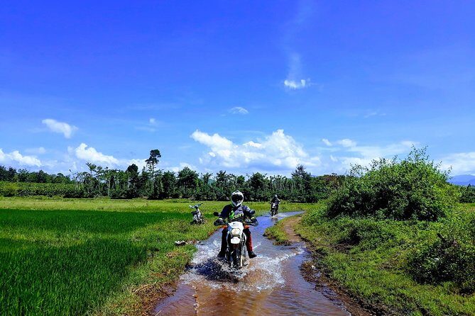 Motorcycle Dirt Bike 2 Days Off The Beaten Track + Privater Room - An Honest Look at the 2-Day Ha Giang Motorcycle Tour