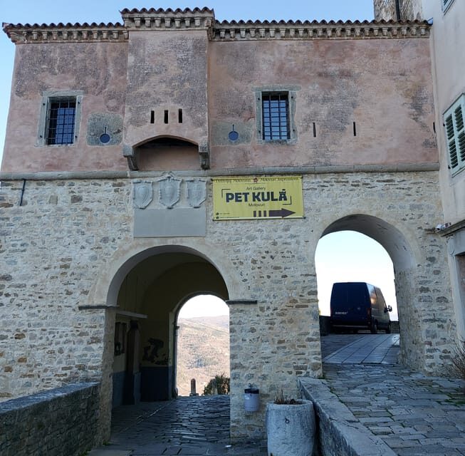 Motovun: The trail of Giants hiking tour & Fritule Tasting - Who Is This Tour Best For?