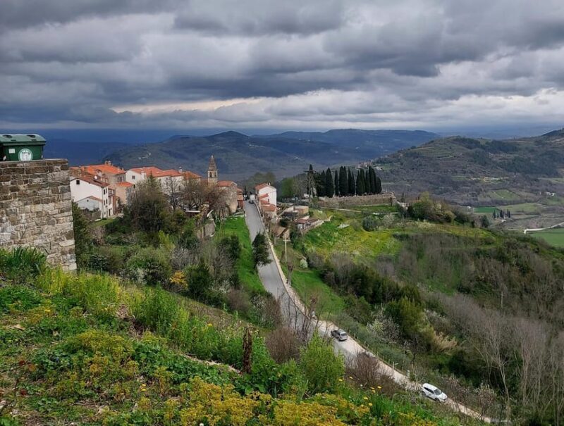 Motovun: The trail of Giants hiking tour & Fritule Tasting - The Sum Up