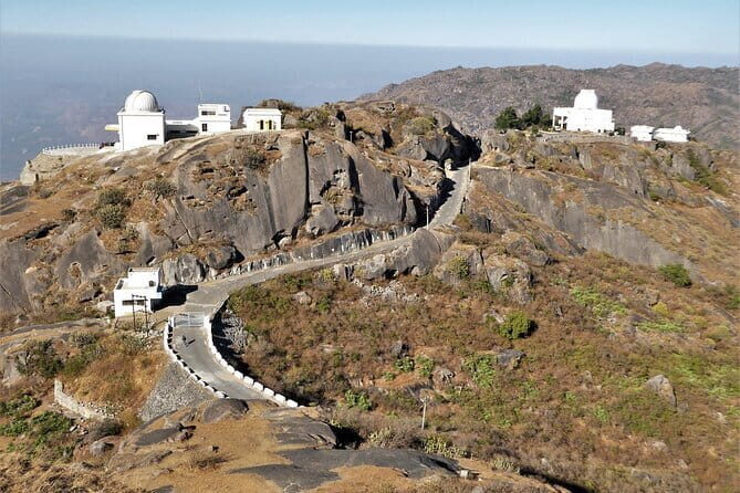 Mount Abu from Udaipur - an Overnight Tour - An Overview of the Experience